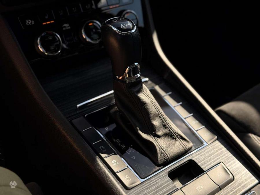 Melns Skoda SuperB 2020 Kauņa, ar dzinēja tilpumu 1.97 L un nobraukumu 300 tūkst. km par 16200 €, foto 19 vietnē AUTOMOTO.COM.LV