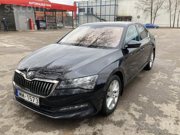 Melns Skoda SuperB 2020 Liepāja, ar dzinēja tilpumu 1.50 L un nobraukumu 74 tūkst. km par 18350 €, foto 1 vietnē AUTOMOTO.COM.LV