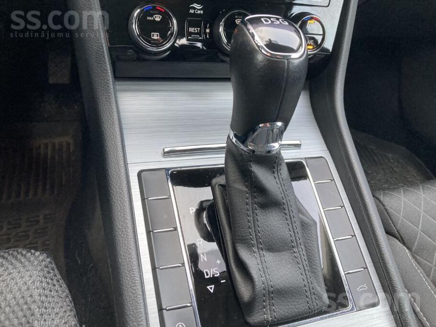 Melns Skoda SuperB 2020 Liepāja, ar dzinēja tilpumu 1.50 L un nobraukumu 74 tūkst. km par 18350 €, foto 13 vietnē AUTOMOTO.COM.LV
