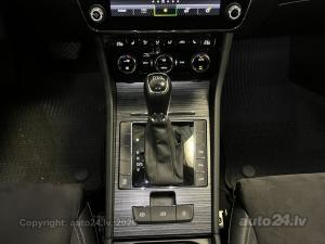 Melns Skoda SuperB 2021 Tallina, ar dzinēja tilpumu 1.50 L un nobraukumu 118 tūkst. km par 19900 €, foto 14 vietnē AUTOMOTO.COM.LV