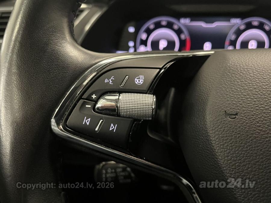 Melns Skoda SuperB 2021 Tallina, ar dzinēja tilpumu 1.50 L un nobraukumu 118 tūkst. km par 19900 €, foto 19 vietnē AUTOMOTO.COM.LV