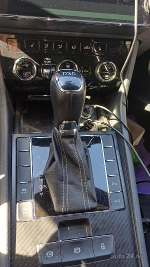 Melns Skoda SuperB 2021 Tallina, ar dzinēja tilpumu 1.50 L un nobraukumu 59 tūkst. km par 28000 €, foto 9 vietnē AUTOMOTO.COM.LV