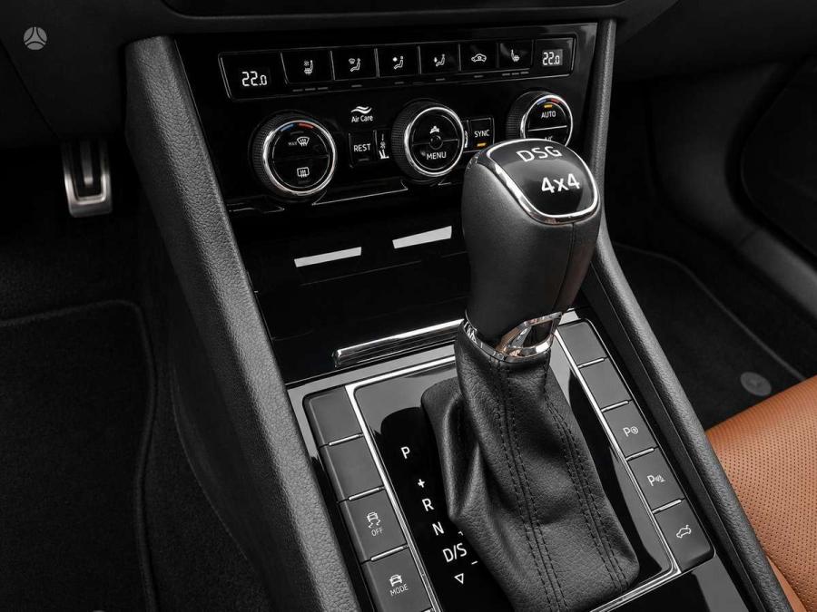 Black Skoda SuperB 2021 in Vilnius, with an engine capacity of 1.98 L and mileage of 126 thousand km for 24990 €, photo 11 on AUTOMOTO.COM.LV