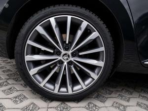 Black Skoda SuperB 2021 in Vilnius, with an engine capacity of 1.98 L and mileage of 126 thousand km for 24990 €, photo 25 on AUTOMOTO.COM.LV