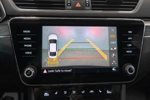 Melns Skoda SuperB 2021 Viļņa, ar dzinēja tilpumu 1.40 L un nobraukumu 81 tūkst. km par 24500 €, foto 13 vietnē AUTOMOTO.COM.LV