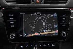 Melns Skoda SuperB 2021 Viļņa, ar dzinēja tilpumu 1.40 L un nobraukumu 81 tūkst. km par 24500 €, foto 14 vietnē AUTOMOTO.COM.LV