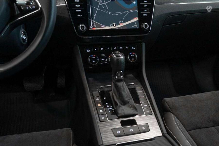Melns Skoda SuperB 2021 Viļņa, ar dzinēja tilpumu 1.40 L un nobraukumu 81 tūkst. km par 24500 €, foto 18 vietnē AUTOMOTO.COM.LV