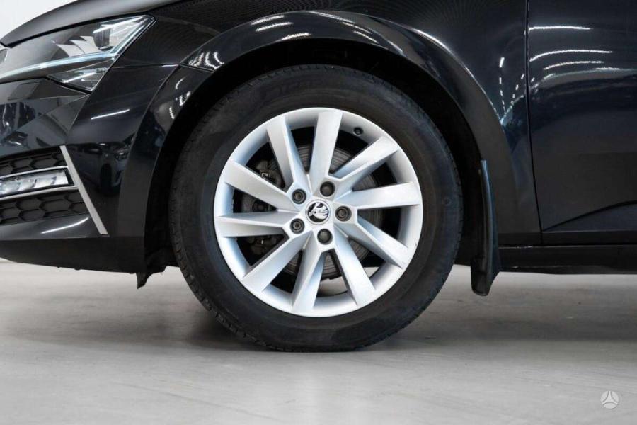 Melns Skoda SuperB 2021 Viļņa, ar dzinēja tilpumu 1.40 L un nobraukumu 81 tūkst. km par 24500 €, foto 25 vietnē AUTOMOTO.COM.LV