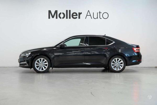 Черный Шкода Суперб 2021 в Вильнюс, объемом двигателя 1.40 л и пробегом 81 тыс. км за 24200 €, фото 2 на AUTOMOTO.COM.LV