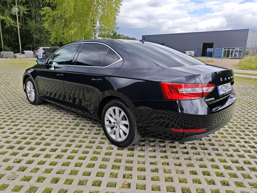 Melns Skoda SuperB 2022 Kauņa, ar dzinēja tilpumu 1.97 L un nobraukumu 278 tūkst. km par 15350 €, foto 17 vietnē AUTOMOTO.COM.LV