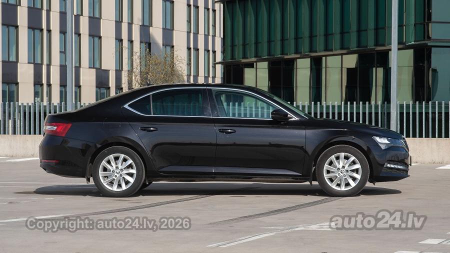 Black Skoda SuperB 2023 in Tallinn, with an engine capacity of 1.50 L and mileage of 59 thousand km for 24900 €, photo 3 on AUTOMOTO.COM.LV