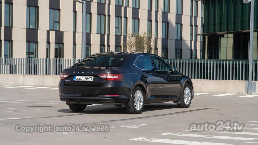Black Skoda SuperB 2023 in Tallinn, with an engine capacity of 1.50 L and mileage of 59 thousand km for 24900 €, photo 8 on AUTOMOTO.COM.LV