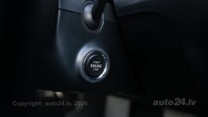 Black Skoda SuperB 2023 in Tallinn, with an engine capacity of 1.50 L and mileage of 59 thousand km for 24900 €, photo 16 on AUTOMOTO.COM.LV