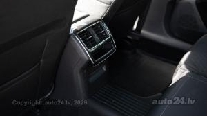 Black Skoda SuperB 2023 in Tallinn, with an engine capacity of 1.50 L and mileage of 59 thousand km for 24900 €, photo 22 on AUTOMOTO.COM.LV