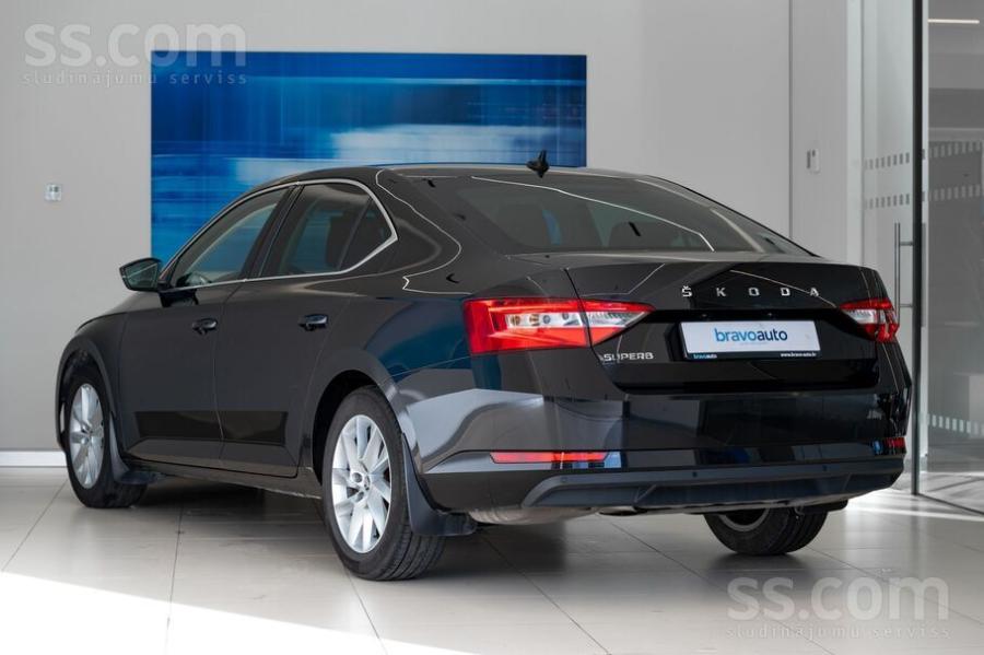 Melns Skoda SuperB 2023 Rīga, ar dzinēja tilpumu 1.50 L un nobraukumu 53 tūkst. km par 23890 €, foto 5 vietnē AUTOMOTO.COM.LV