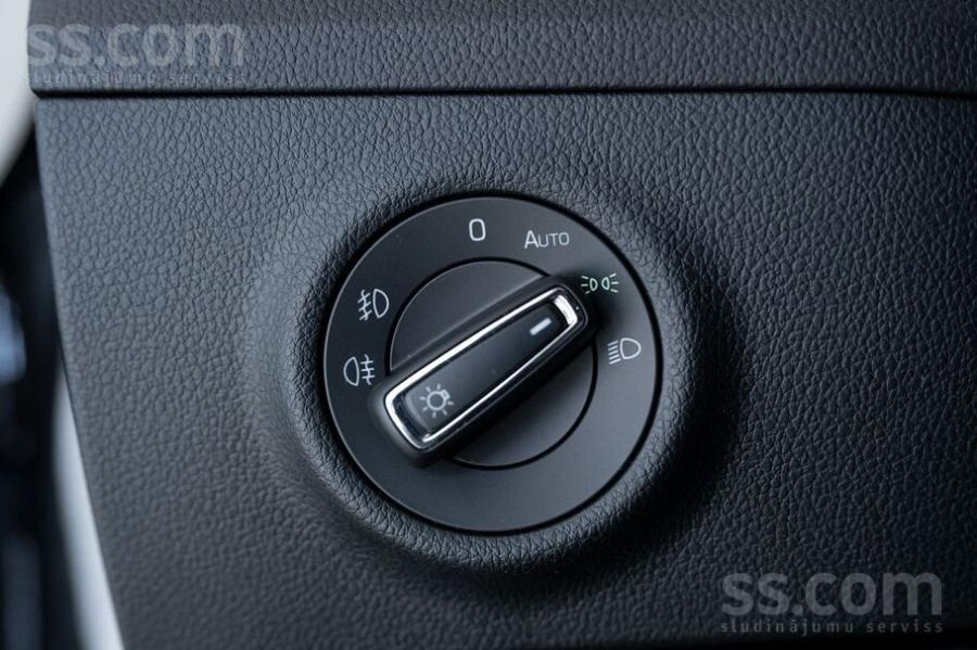 Melns Skoda SuperB 2023 Rīga, ar dzinēja tilpumu 1.50 L un nobraukumu 53 tūkst. km par 23890 €, foto 15 vietnē AUTOMOTO.COM.LV