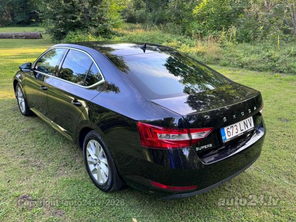 Black Skoda SuperB 2023 in Tallinn, with an engine capacity of 1.50 L and mileage of 135 thousand km for 23390 €, photo 3 on AUTOMOTO.COM.LV