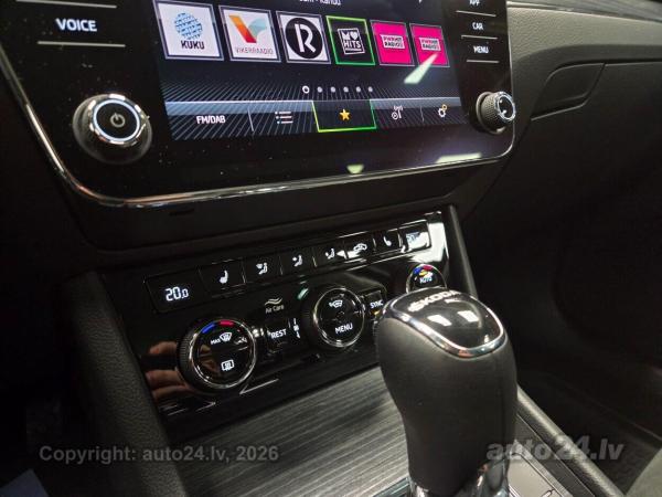 Melns Skoda SuperB 2024 Tallina, ar dzinēja tilpumu 2.00 L un nobraukumu 22 tūkst. km par 28900 €, foto 11 vietnē AUTOMOTO.COM.LV
