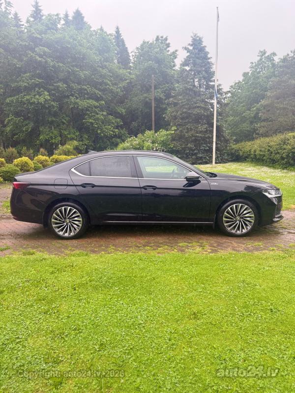 Black Skoda SuperB 2024 in Tallinn, with an engine capacity of 2.00 L and mileage of 36 thousand km for 42000 €, photo 3 on AUTOMOTO.COM.LV