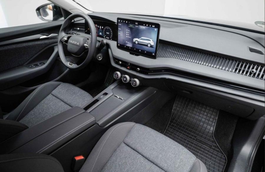 Black Skoda SuperB 2026 in Peetri, with an engine capacity of 2.00 L and mileage of 13 thousand km for 35960 €, photo 10 on AUTOMOTO.COM.LV