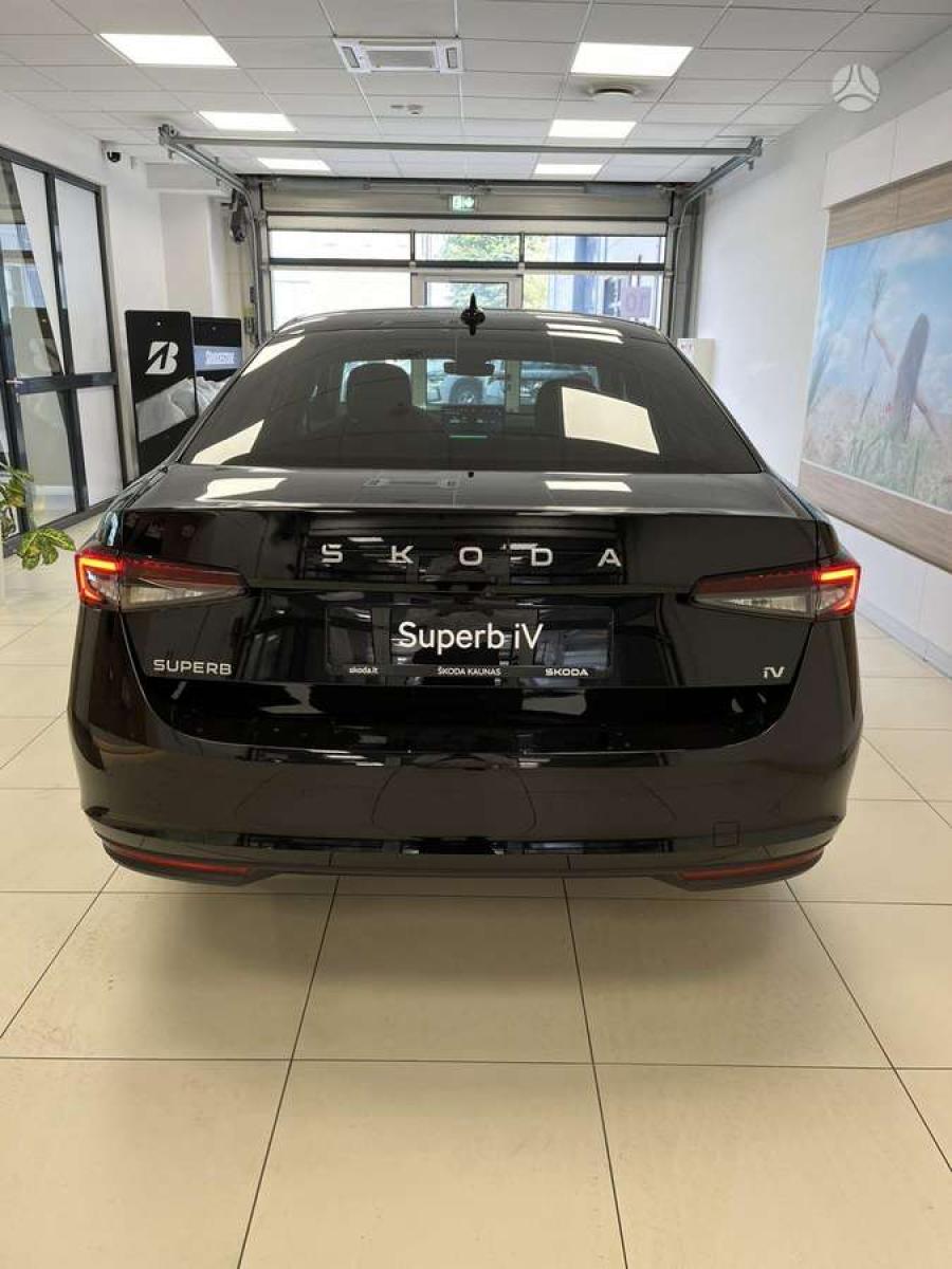 Melns Skoda SuperB 2026 Kauņa, ar dzinēja tilpumu 1.50 L un nobraukumu 0 tūkst. km par 39900 €, foto 7 vietnē AUTOMOTO.COM.LV