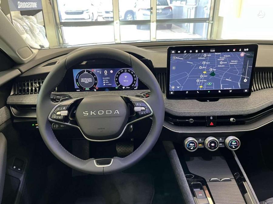 Melns Skoda SuperB 2026 Kauņa, ar dzinēja tilpumu 1.50 L un nobraukumu 0 tūkst. km par 39900 €, foto 17 vietnē AUTOMOTO.COM.LV