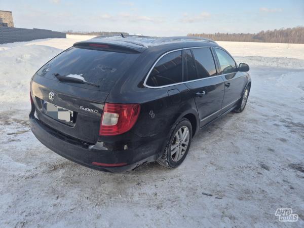 Black Skoda SuperB 2010 in Klaipeda, with an engine capacity of 1.80 L and mileage of 195 thousand km for 4500 €, photo 3 on AUTOMOTO.COM.LV