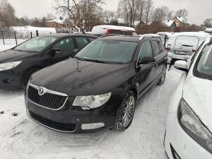 Melns Skoda SuperB 2010 Viļņa, ar dzinēja tilpumu 1.80 L un nobraukumu 240 tūkst. km par 3350 €, foto  vietnē AUTOMOTO.COM.LV