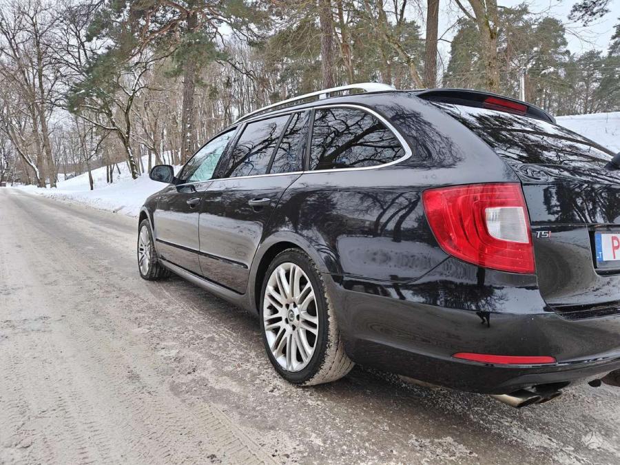 Black Skoda SuperB 2010 in Vilnius, with an engine capacity of 1.80 L and mileage of 250 thousand km for 3200 €, photo 8 on AUTOMOTO.COM.LV