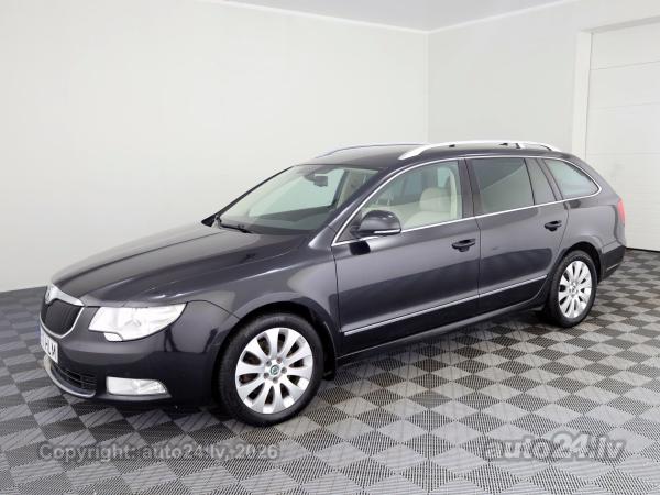Black Skoda SuperB 2010 in Tallinn, with an engine capacity of 2.00 L and mileage of 318 thousand km for 2999 €, photo 2 on AUTOMOTO.COM.LV