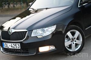 Melns Skoda SuperB 2010 Jelgava, ar dzinēja tilpumu 2.00 L un nobraukumu 230 tūkst. km par 5500 €, foto 5 vietnē AUTOMOTO.COM.LV