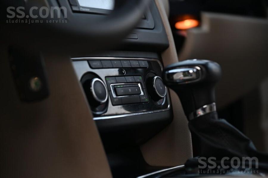 Melns Skoda SuperB 2010 Jelgava, ar dzinēja tilpumu 2.00 L un nobraukumu 230 tūkst. km par 5500 €, foto 16 vietnē AUTOMOTO.COM.LV