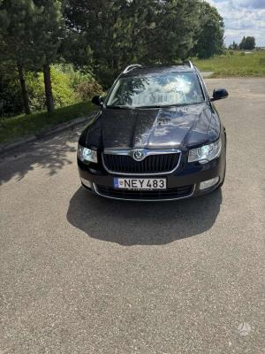 Melns Skoda SuperB 2010 Viļņa, ar dzinēja tilpumu 1.98 L un nobraukumu 310 tūkst. km par 4450 €, foto 3 vietnē AUTOMOTO.COM.LV