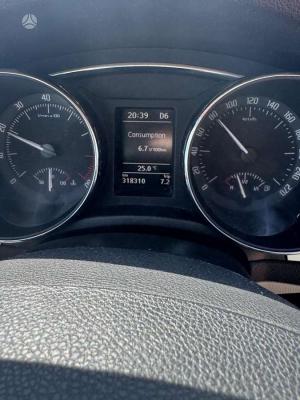 Melns Skoda SuperB 2010 Viļņa, ar dzinēja tilpumu 1.98 L un nobraukumu 310 tūkst. km par 4450 €, foto 12 vietnē AUTOMOTO.COM.LV