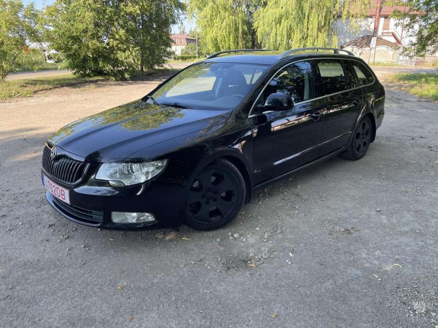 Melns Skoda SuperB 2010 Šakiai, ar dzinēja tilpumu 1.80 L un nobraukumu 208 tūkst. km par 3999 €, foto 3 vietnē AUTOMOTO.COM.LV