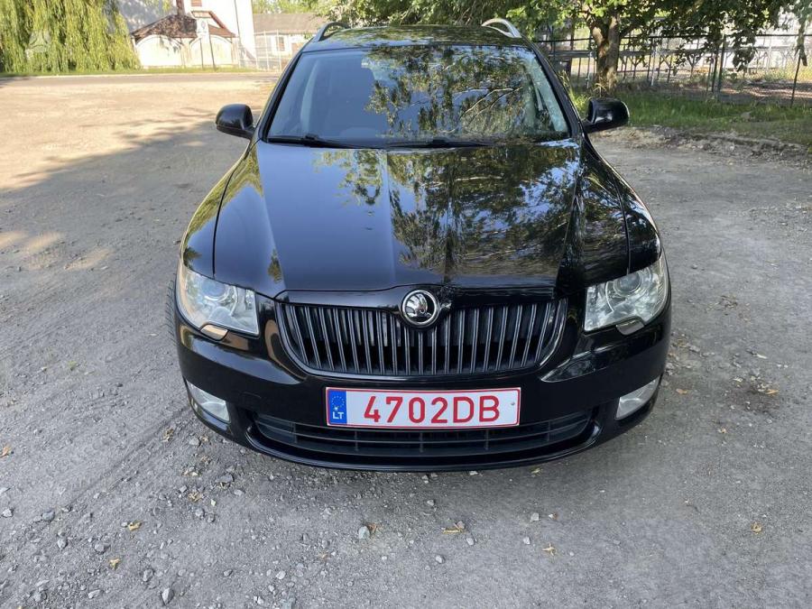 Melns Skoda SuperB 2010 Šakiai, ar dzinēja tilpumu 1.80 L un nobraukumu 208 tūkst. km par 3999 €, foto 7 vietnē AUTOMOTO.COM.LV