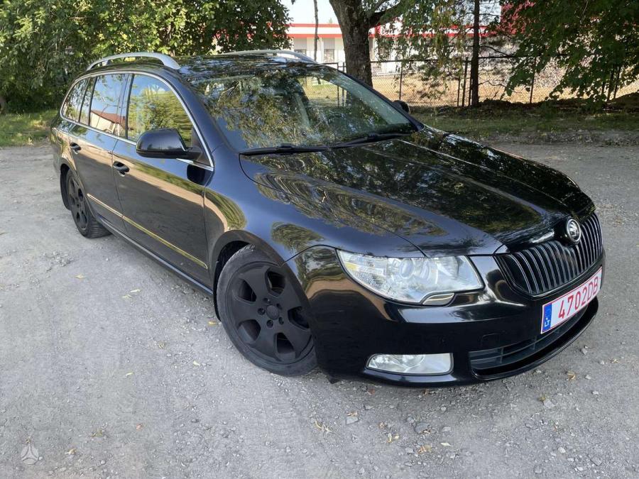 Melns Skoda SuperB 2010 Šakiai, ar dzinēja tilpumu 1.80 L un nobraukumu 208 tūkst. km par 3999 €, foto 8 vietnē AUTOMOTO.COM.LV