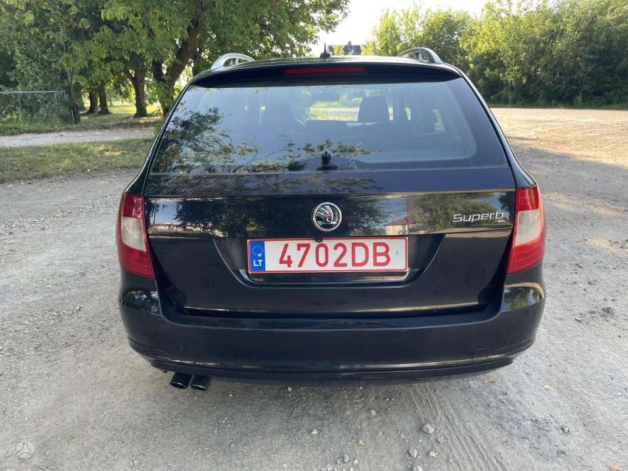 Melns Skoda SuperB 2010 Šakiai, ar dzinēja tilpumu 1.80 L un nobraukumu 208 tūkst. km par 3999 €, foto 13 vietnē AUTOMOTO.COM.LV