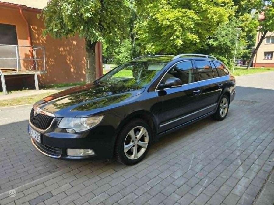 Melns Skoda SuperB 2010 Klaipėda, ar dzinēja tilpumu 1.97 L un nobraukumu 480 tūkst. km par 3250 €, foto 1 vietnē AUTOMOTO.COM.LV