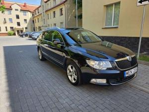Melns Skoda SuperB 2010 Klaipėda, ar dzinēja tilpumu 1.97 L un nobraukumu 480 tūkst. km par 3250 €, foto 4 vietnē AUTOMOTO.COM.LV