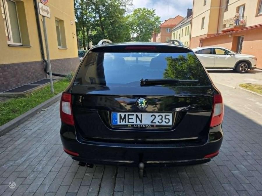 Melns Skoda SuperB 2010 Klaipėda, ar dzinēja tilpumu 1.97 L un nobraukumu 480 tūkst. km par 3250 €, foto 9 vietnē AUTOMOTO.COM.LV