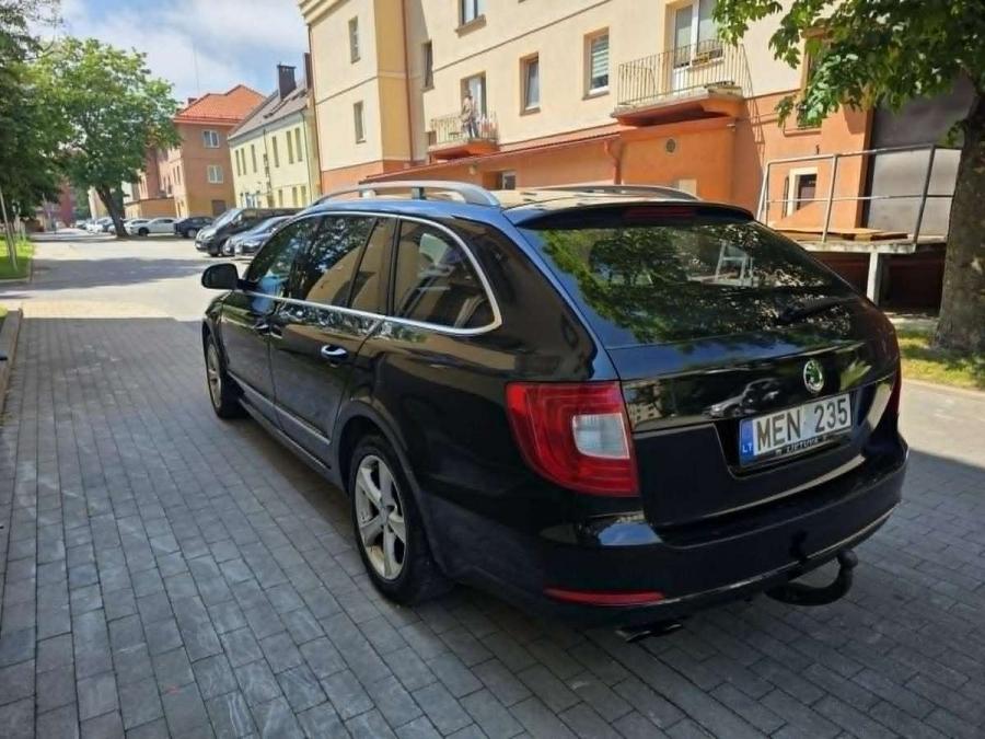 Melns Skoda SuperB 2010 Klaipėda, ar dzinēja tilpumu 1.97 L un nobraukumu 480 tūkst. km par 3250 €, foto 10 vietnē AUTOMOTO.COM.LV