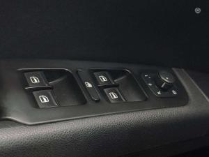 Black Skoda SuperB 2010 in Vilnius, with an engine capacity of 2.00 L and mileage of 335 thousand km for 6599 €, photo 15 on AUTOMOTO.COM.LV