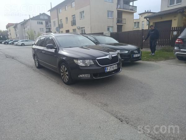 Melns Skoda SuperB 2010 Rīga, ar dzinēja tilpumu 2.00 L un nobraukumu 0 tūkst. km par 1800 €, foto 1 vietnē AUTOMOTO.COM.LV