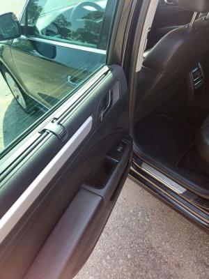 Black Skoda SuperB 2010 in Kaunas, with an engine capacity of 2.00 L and mileage of 404 thousand km for 3500 €, photo 12 on AUTOMOTO.COM.LV