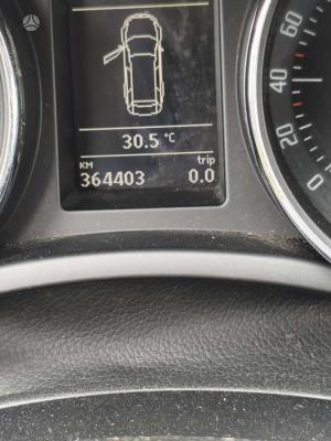 Melns Skoda SuperB 2010 Viļņa, ar dzinēja tilpumu 1.80 L un nobraukumu 364 tūkst. km par 1200 €, foto 7 vietnē AUTOMOTO.COM.LV