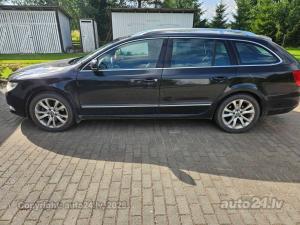 Melns Skoda SuperB 2010 Valga, ar dzinēja tilpumu 2.00 L un nobraukumu 378 tūkst. km par 3500 €, foto  vietnē AUTOMOTO.COM.LV