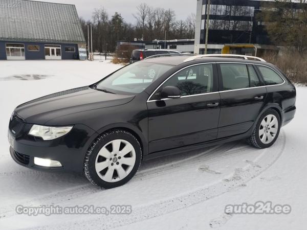 Black Skoda SuperB 2011 in Tartu, with an engine capacity of 1.60 L and mileage of 300 thousand km for 4499 €, photo 5 on AUTOMOTO.COM.LV