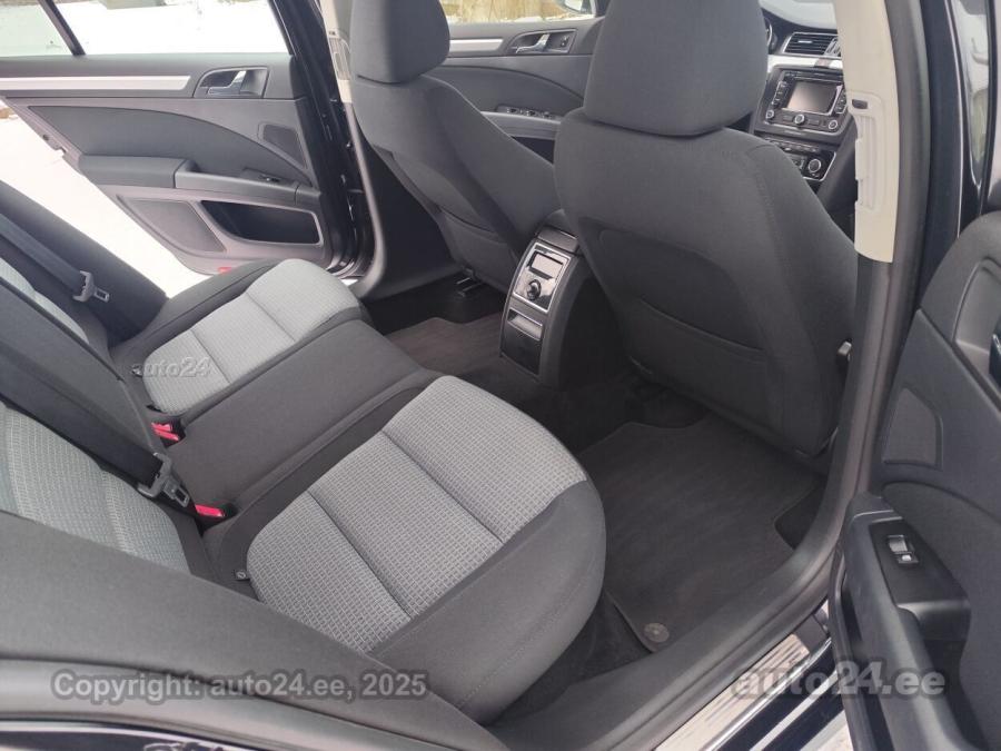Black Skoda SuperB 2011 in Tartu, with an engine capacity of 1.60 L and mileage of 300 thousand km for 4499 €, photo 16 on AUTOMOTO.COM.LV