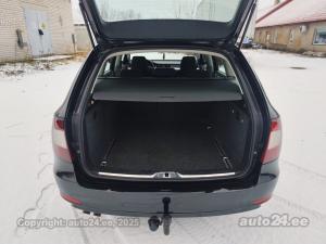 Black Skoda SuperB 2011 in Tartu, with an engine capacity of 1.60 L and mileage of 300 thousand km for 4499 €, photo 18 on AUTOMOTO.COM.LV